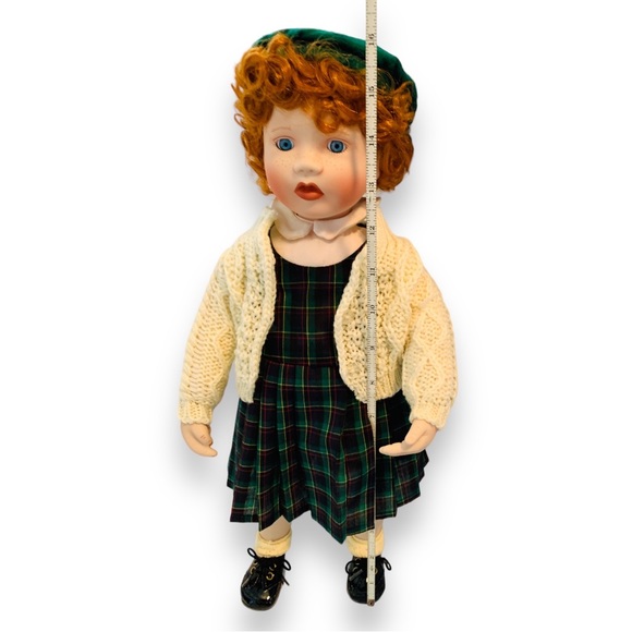 Knowles | Toys | Vintage Knowles Porcelain Doll Molly And Her ...